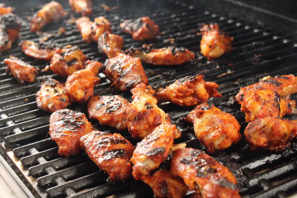 Grilling Chicken Wings: A Finger-Licking Guide to BBQ Perfection – Farm ...